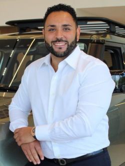 Meet the Overseas Motors BMW Windsor Staff | Windsor Dealer ON.